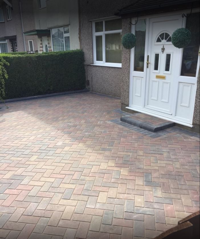 Block Paved Driveways in Cross Hands | B C Driveways